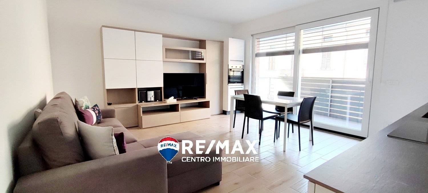 Trilocale via delle Medaglie d'Oro, Centro, Varese