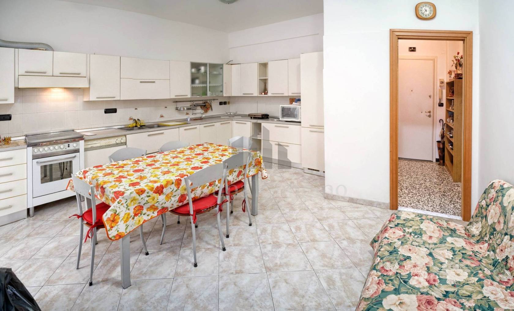 Trilocale via Napoli, Oregina, Genova