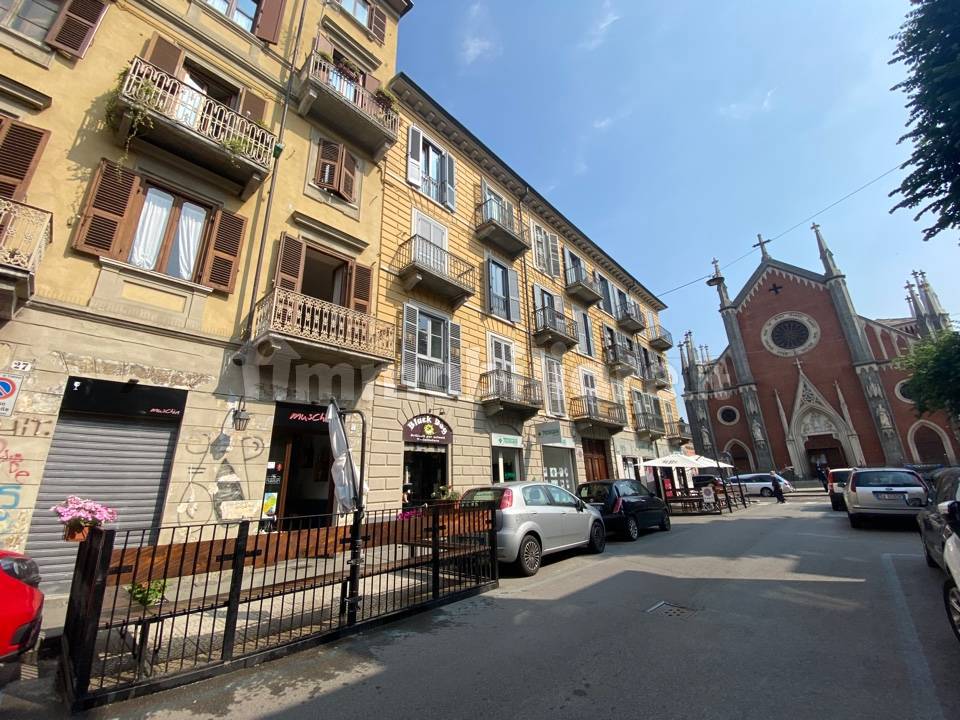 Locale commerciale in Vendita