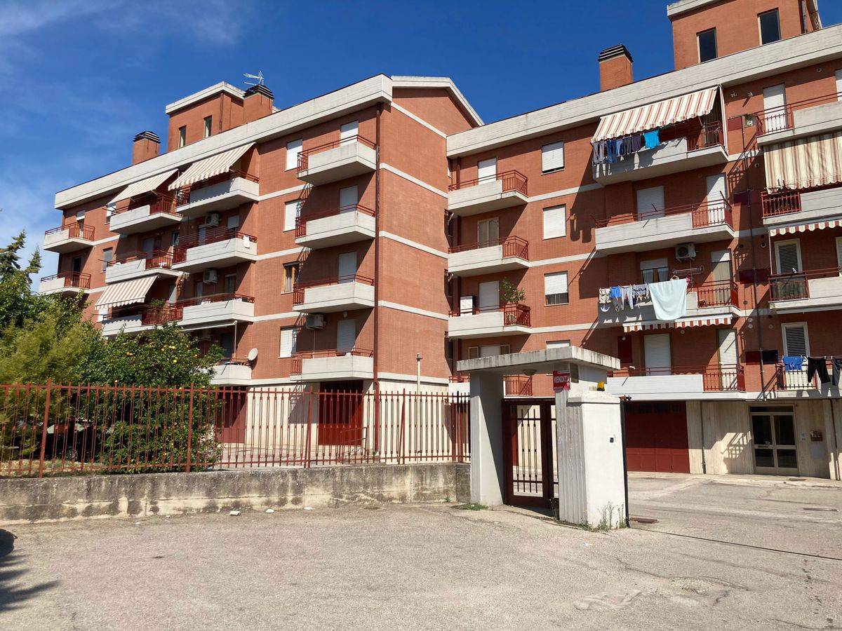 Quadrilocale via Vincenzo Lamedica, 3, Torremaggiore