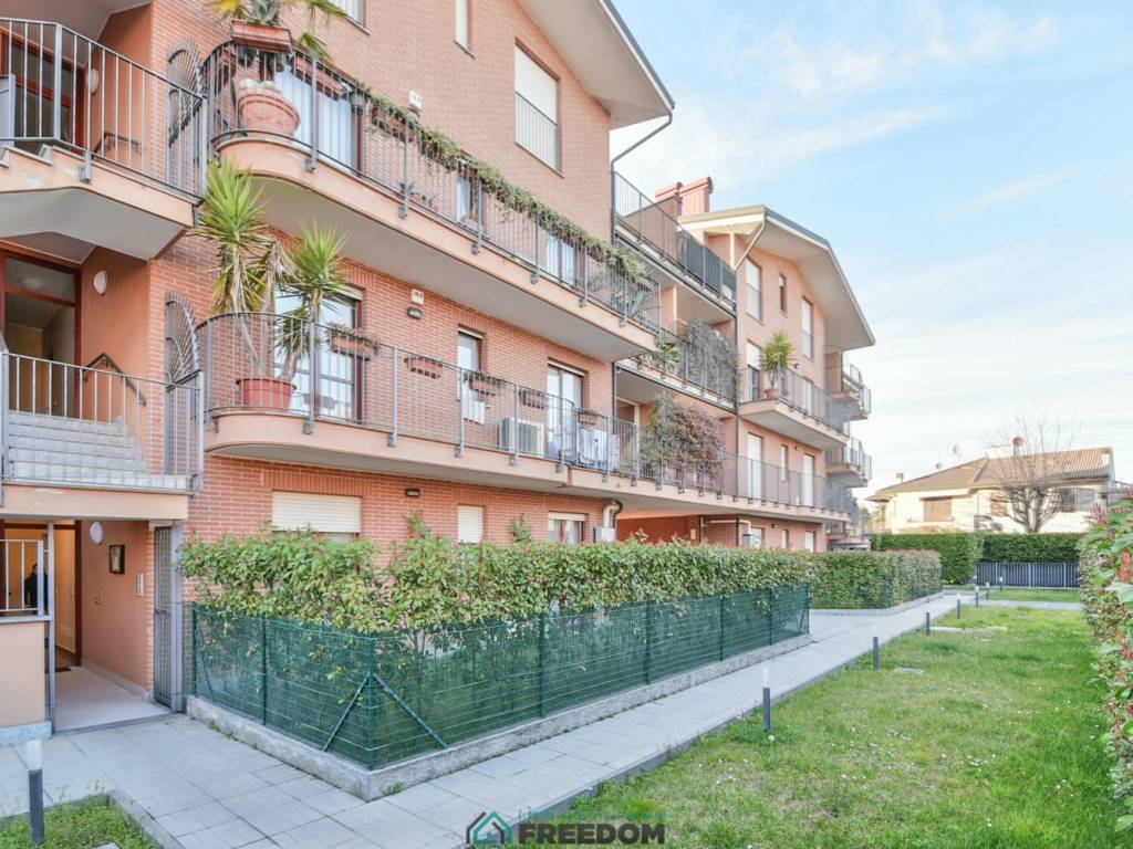 Vendita Appartamento Seregno. Quadrilocale in via Cesare Correnti 31/b ...