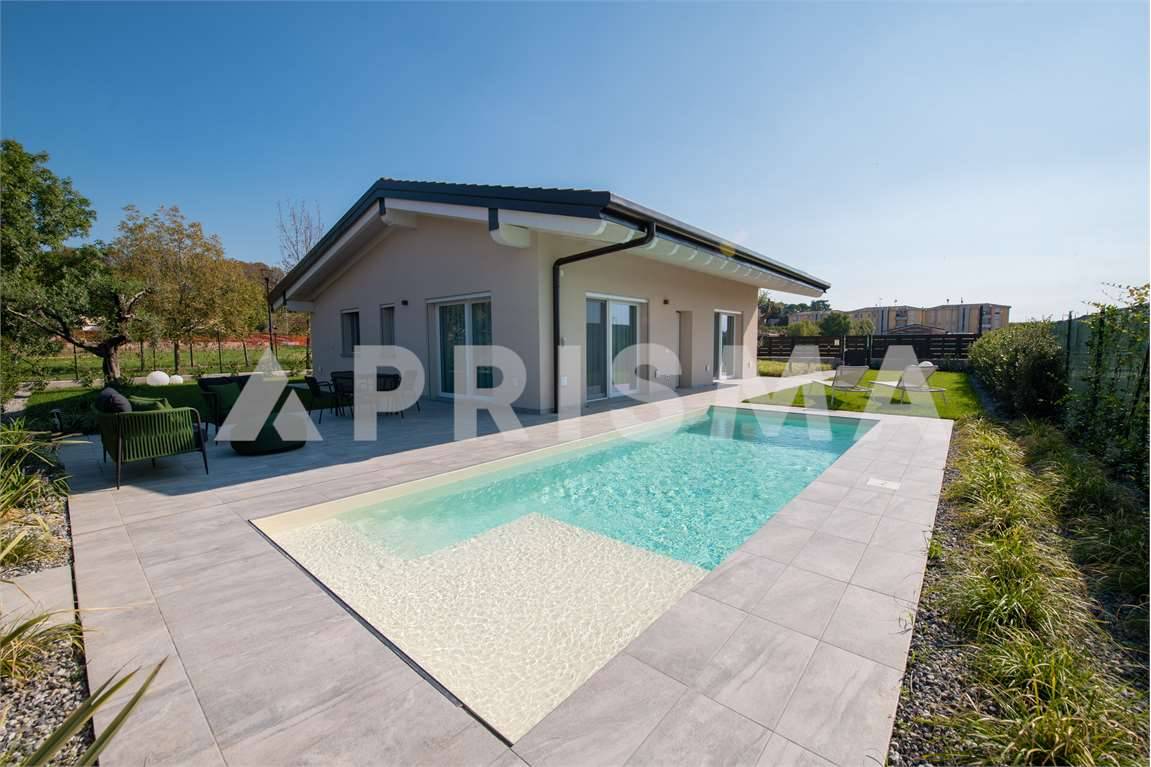 Villa unifamiliare via Fenil Nuovo Molini, 2, Lonato, Lonato del Garda