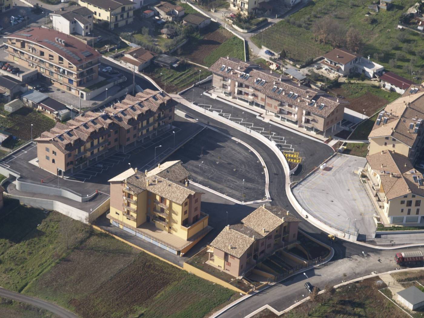 Locale commerciale in Vendita