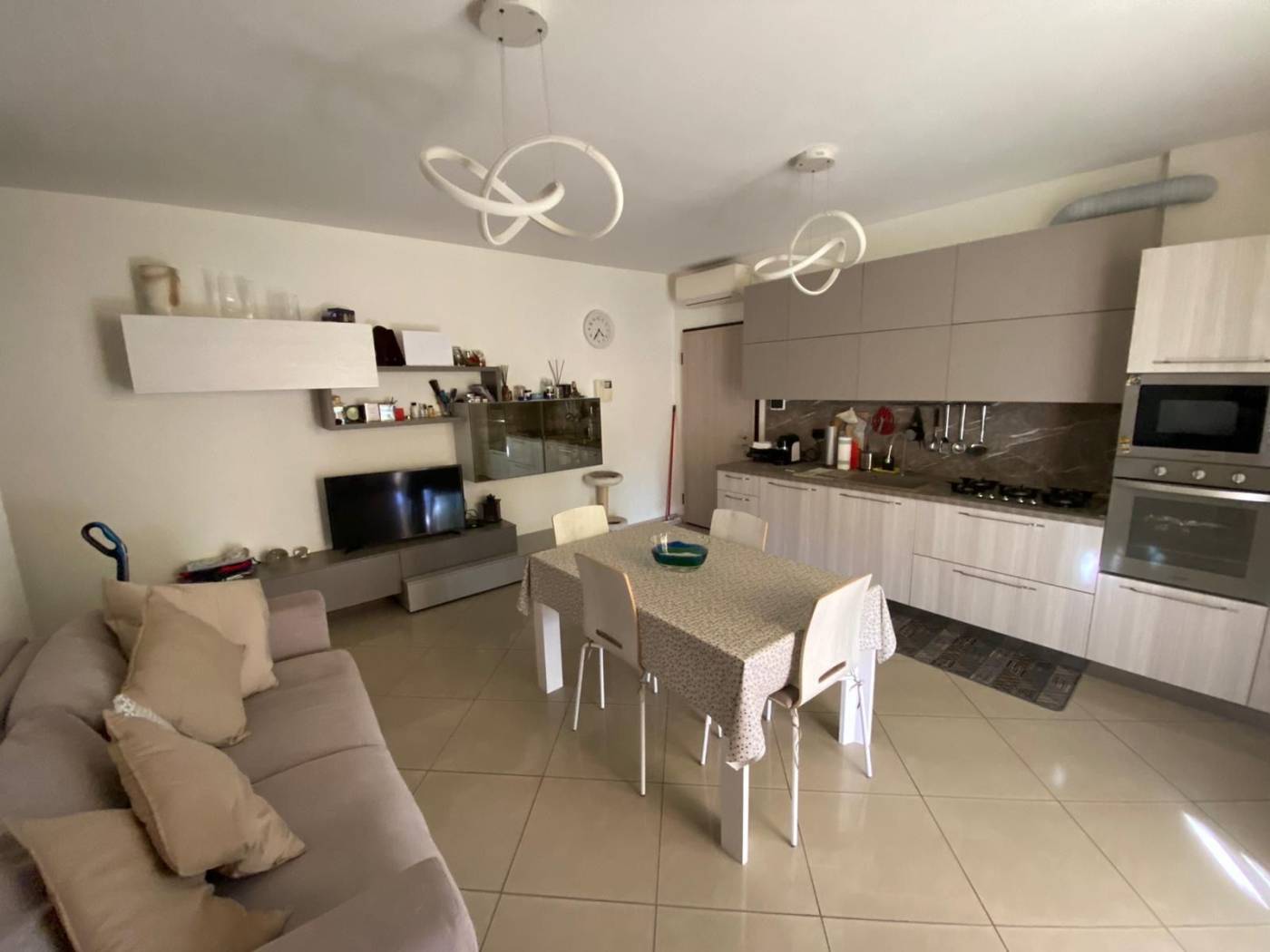 Trilocale via Luigi Suardo 18, Sarnico