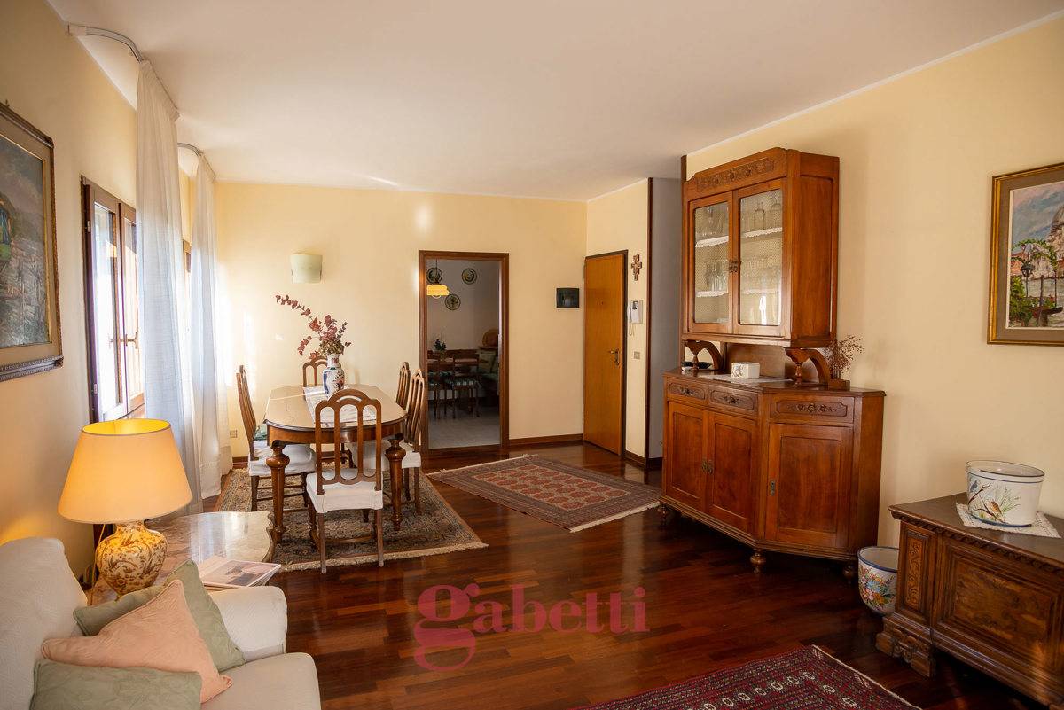 Quadrilocale viale cacciatori, Stazione, Treviso