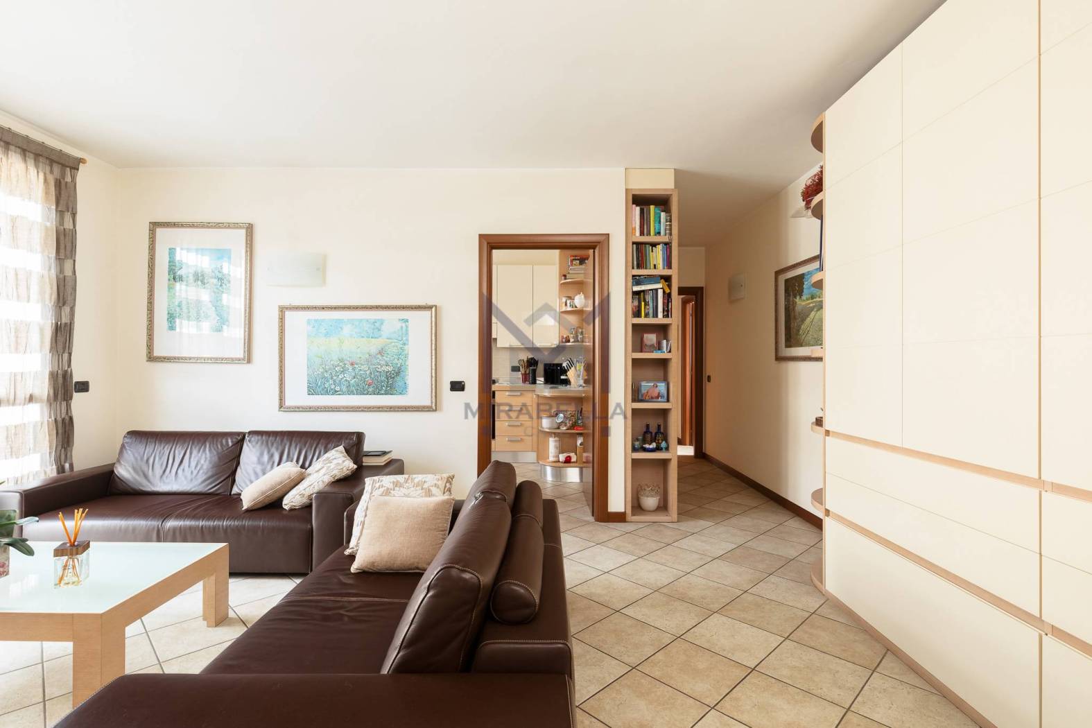 Quadrilocale via Beato Angelico 3, Centro, Besana in Brianza