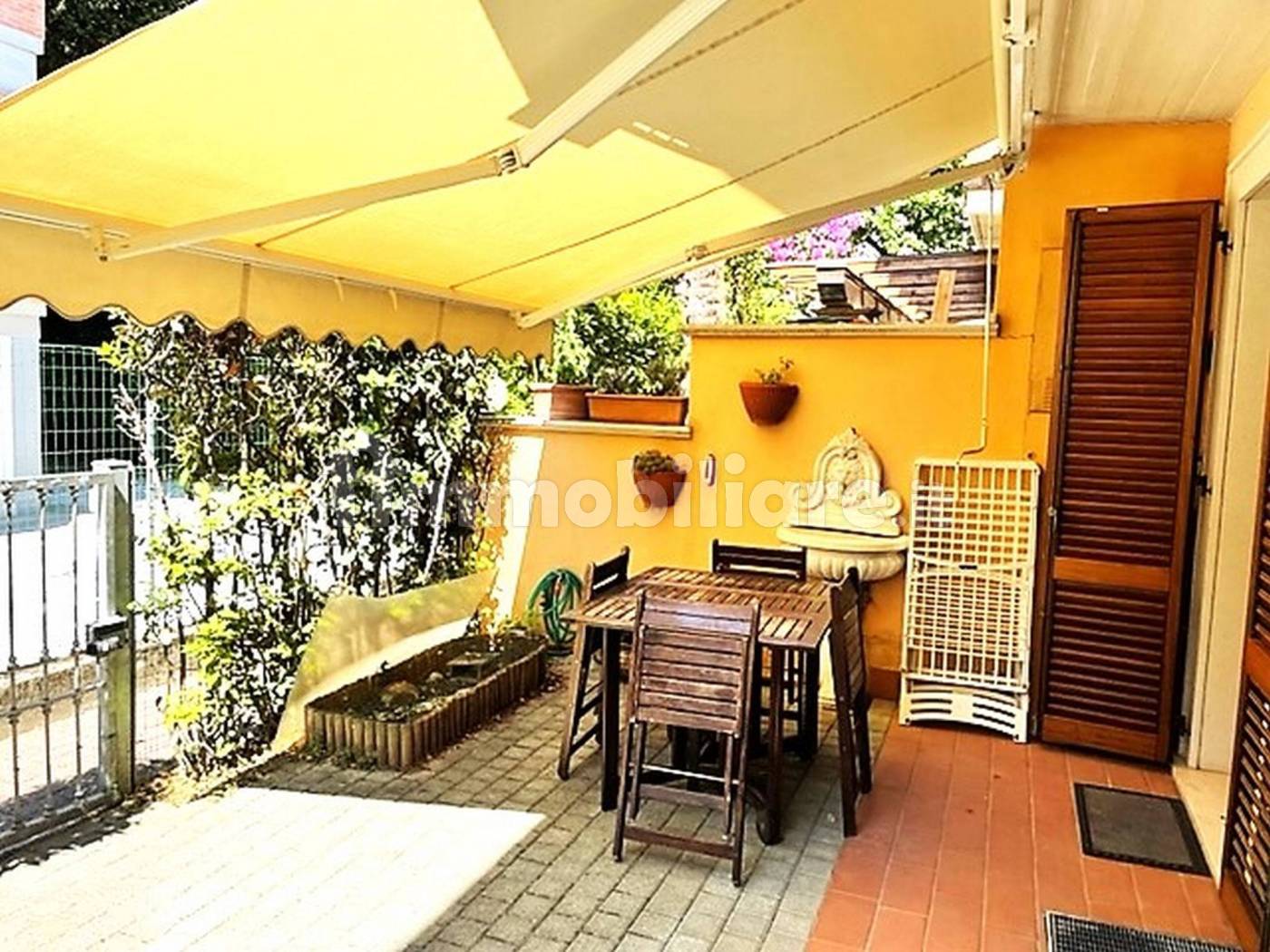 Trilocale via Pisa, Marina di Massa Centro, Massa