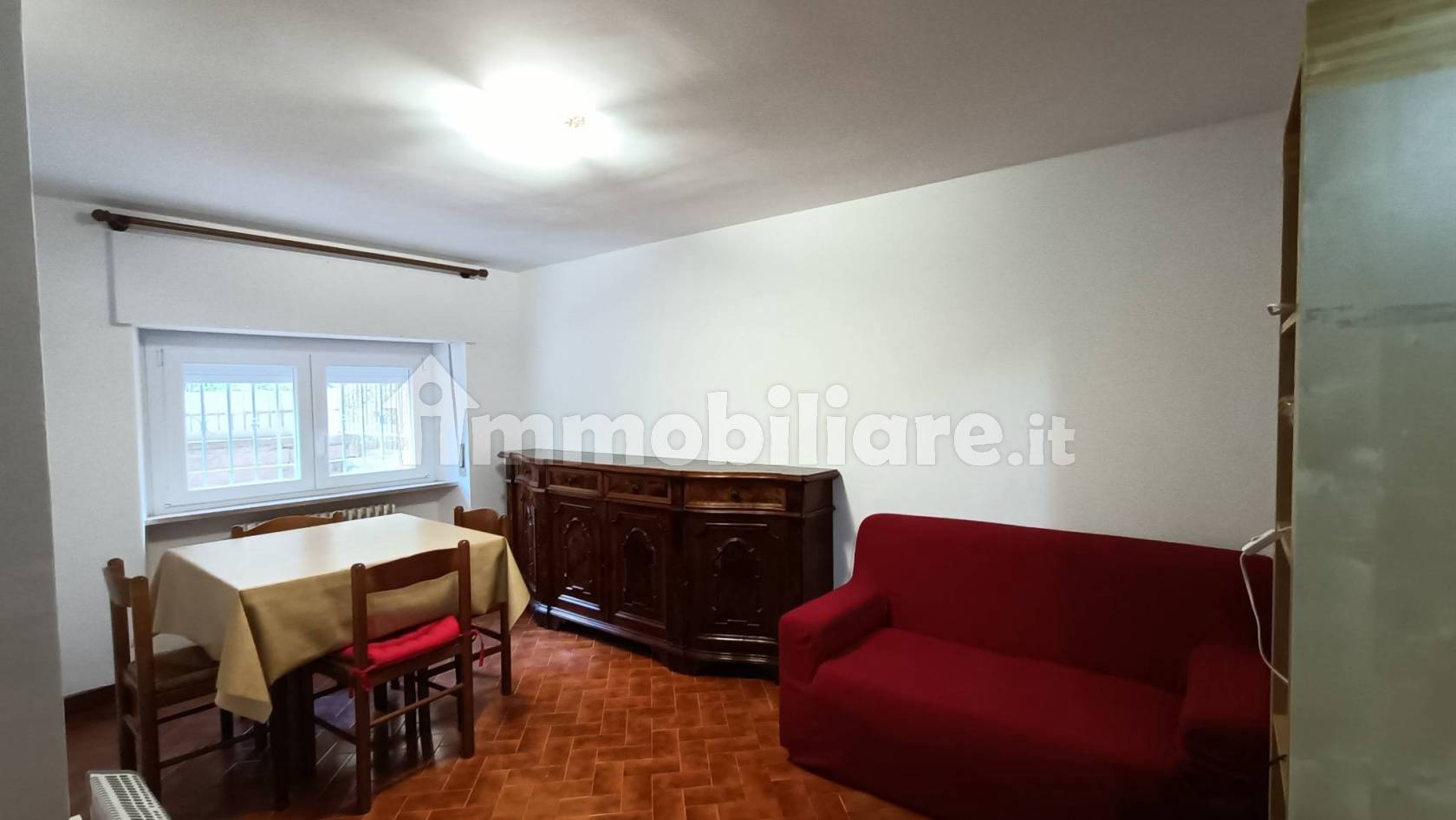 Quadrilocale ottimo stato, primo piano, Centro, Camerino