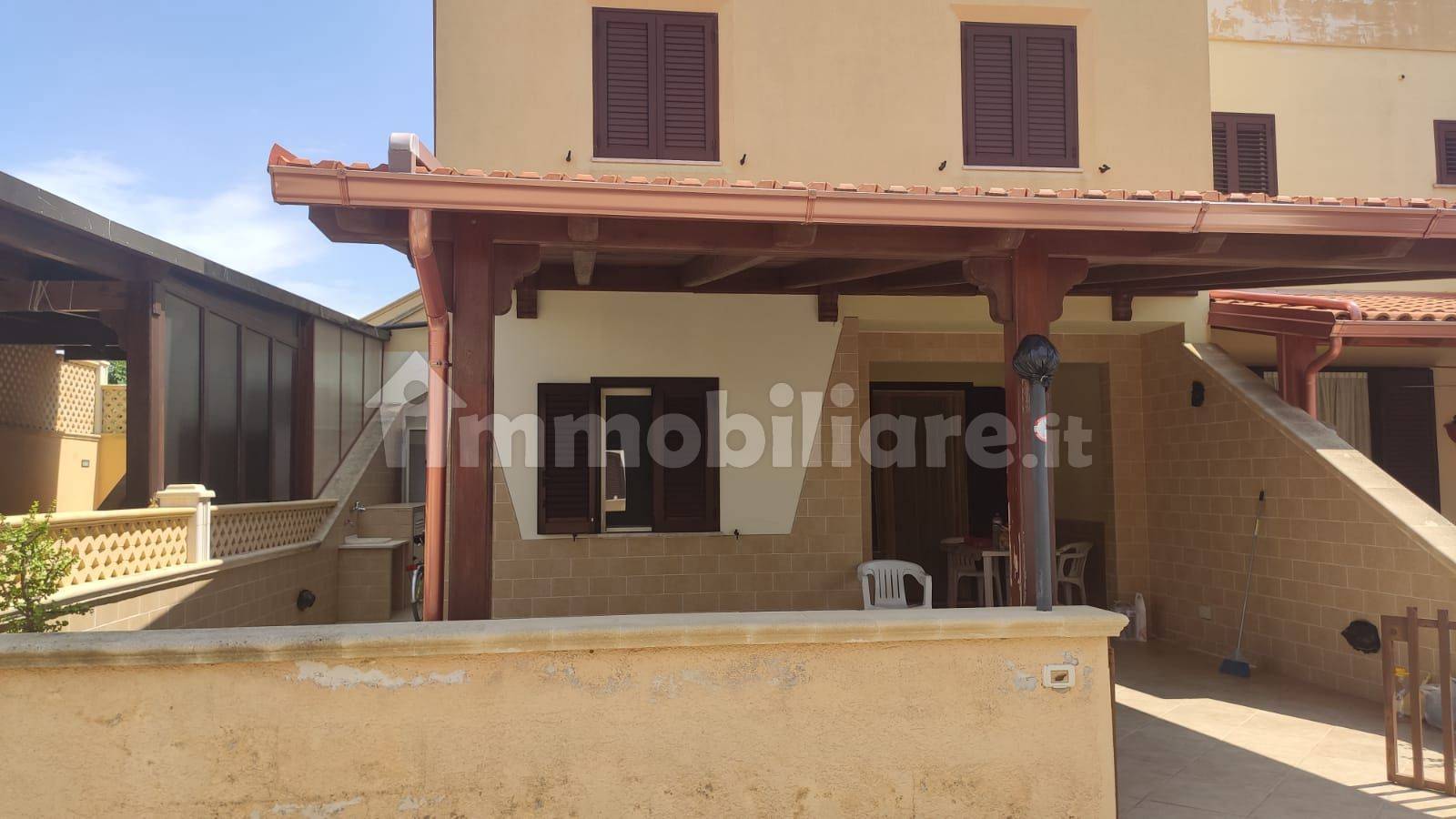 Trilocale via Gioia Tauro, San Pietro Specchiarica, Manduria