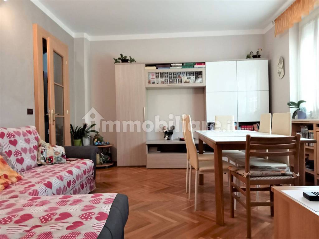 Vendita Appartamento in via Roma 2. Pralungo. Ottimo stato, primo piano ...