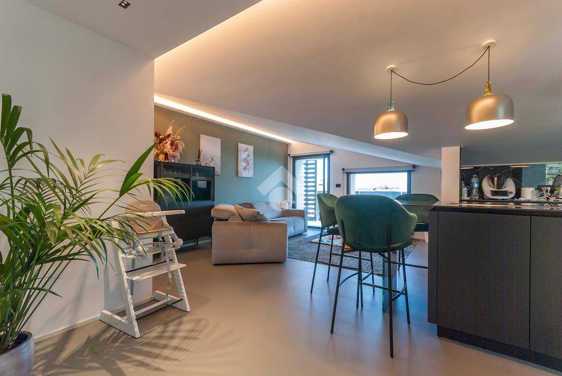 Quadrilocale via isonzo 2, Centro, Roseto degli Abruzzi