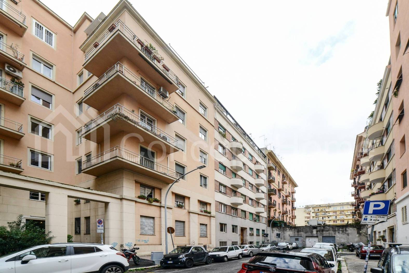 Trilocale via Statonia 21, Re di Roma, Roma