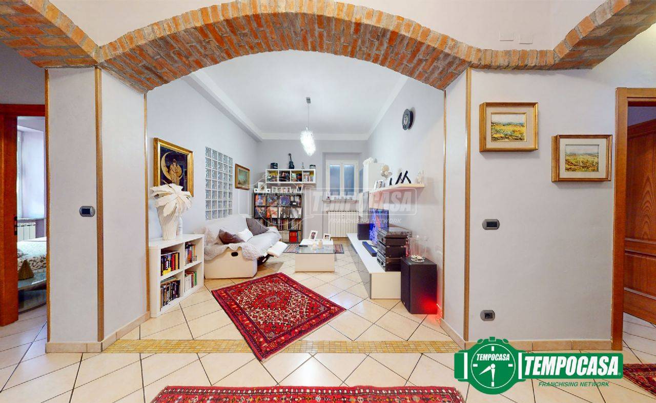 Quadrilocale corso Bagni, Centro, Acqui Terme