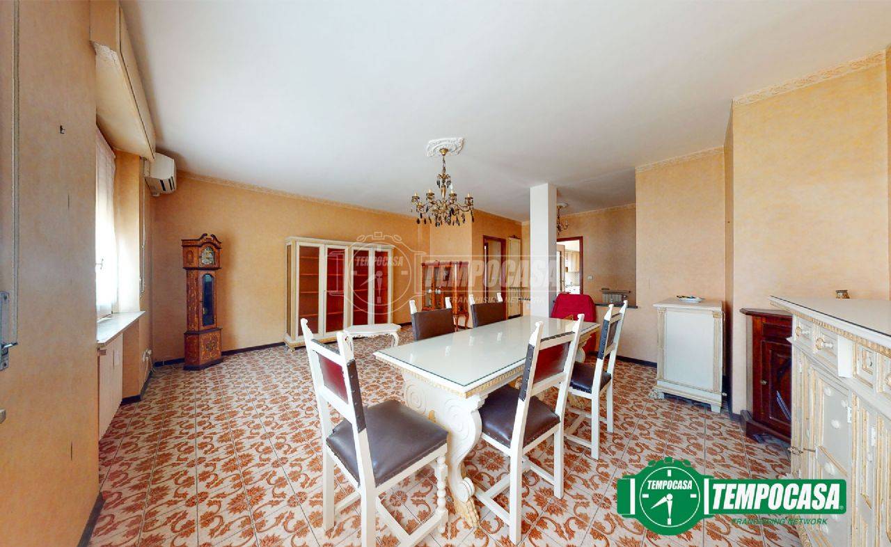 Trilocale via Castello, Centro, Acqui Terme