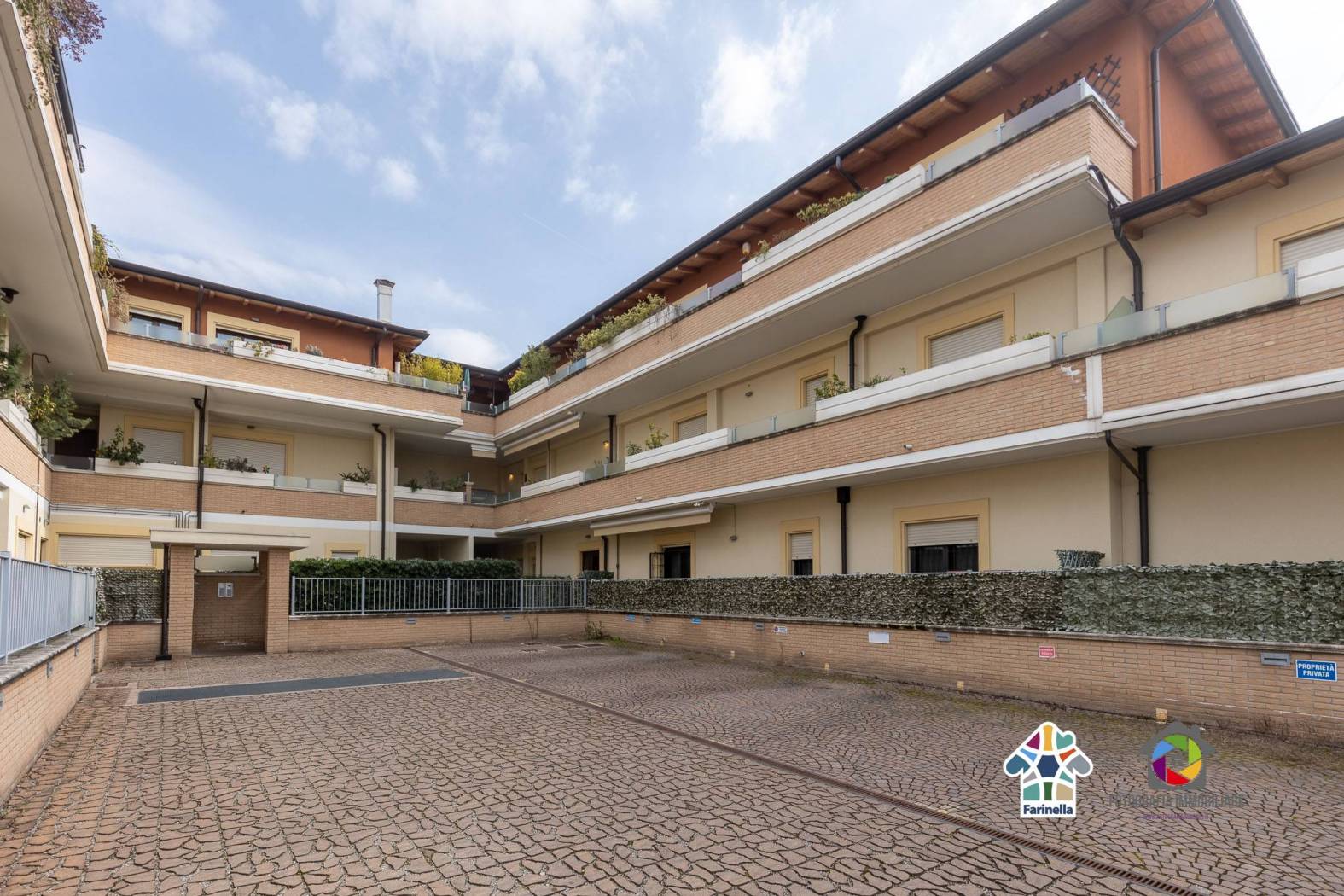 Bilocale viale delle Rimembranze 8, Macherio