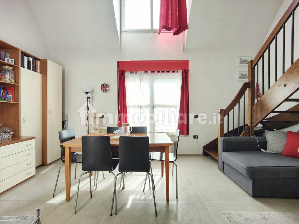 Bilocale via San Quirico, Il Rosi, Limite, Campi Bisenzio