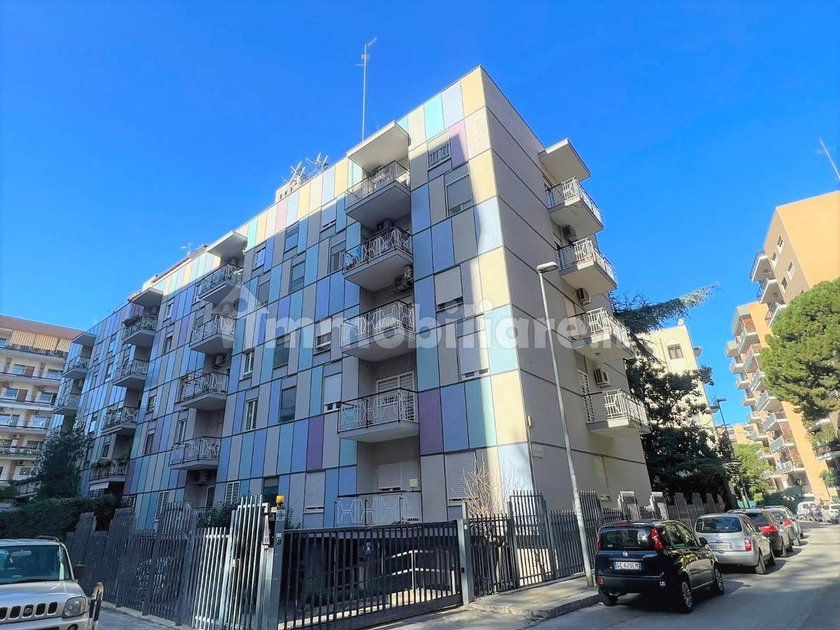 Appartamento via Cardinale Mimmi, Poggiofranco, Bari