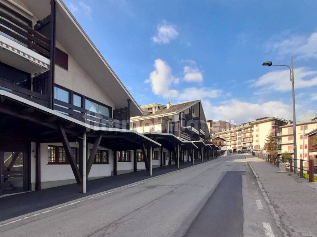 Vendita Appartamento Teglio. Bilocale in via Roma 44. Ottimo stato ...