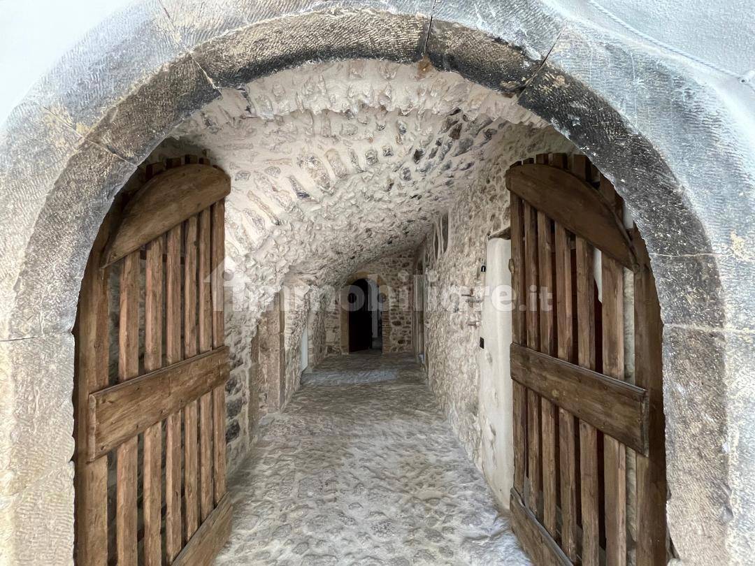 Quadrilocale via Peltuinum, snc, Prata d&#x27;Ansidonia