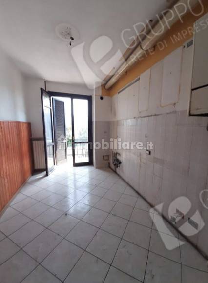 Asta per appartamento, via Trieste 9B Bonate Sotto