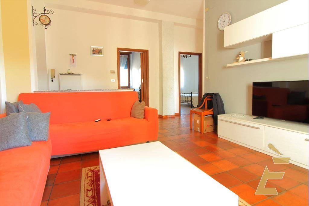 Trilocale via Piemonte 11, Centro, San Martino Siccomario