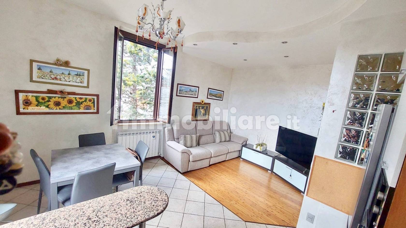 Appartamento via Dante 8, Centro, Fabriano