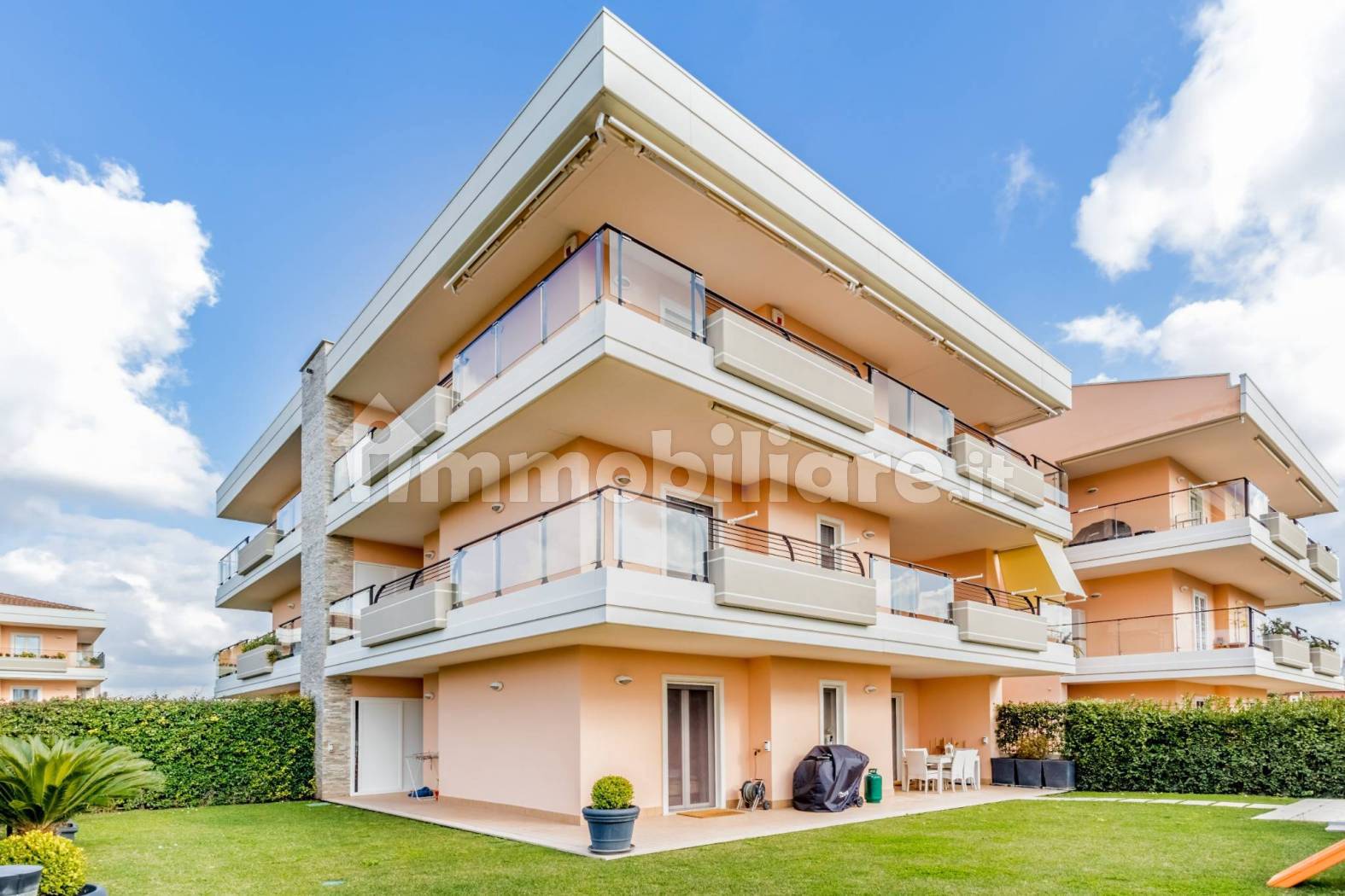 Trilocale via di Casal del Marmo 83, Ottavia, Roma