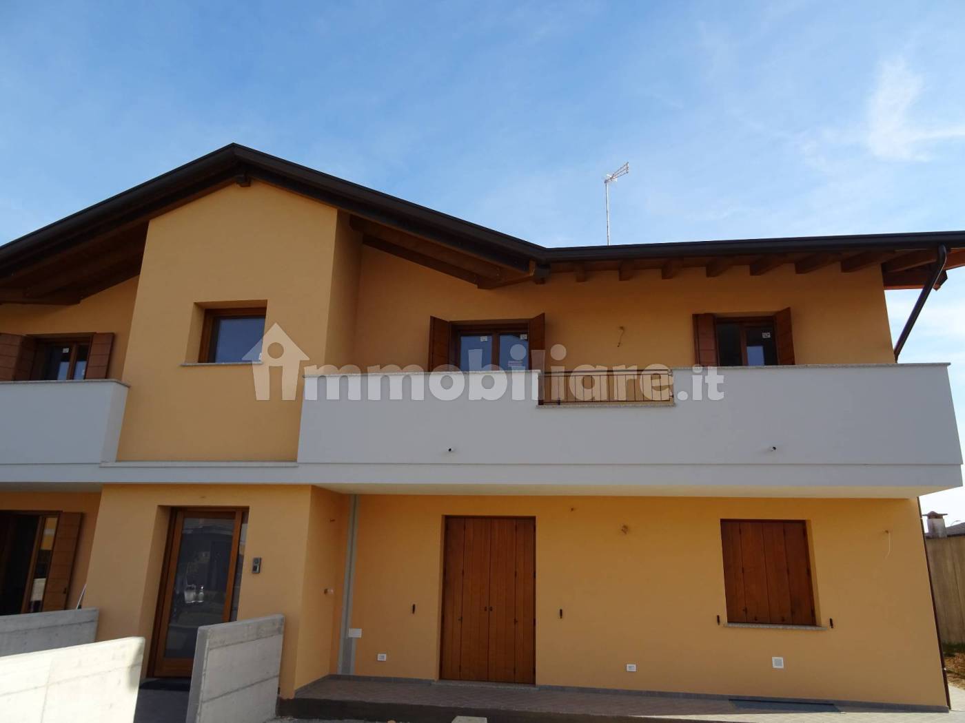 Trilocale via Graunet, Centro, Gonars