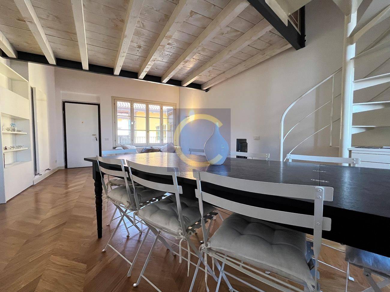 Quadrilocale piazza Libertà, Centro, Appiano Gentile