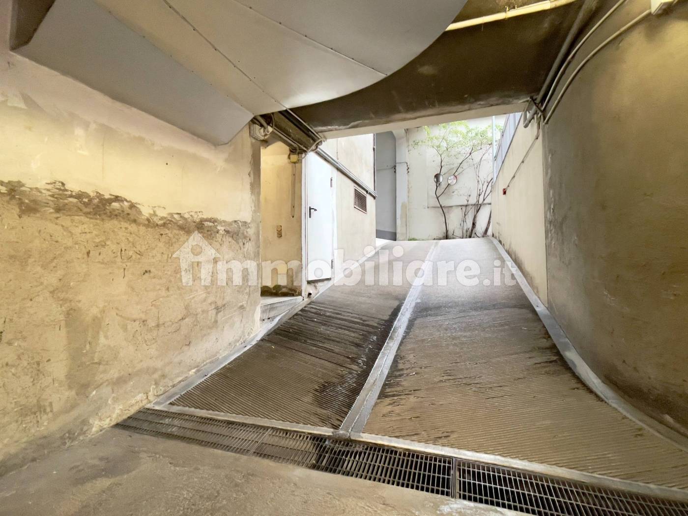 Garage - Box in Vendita