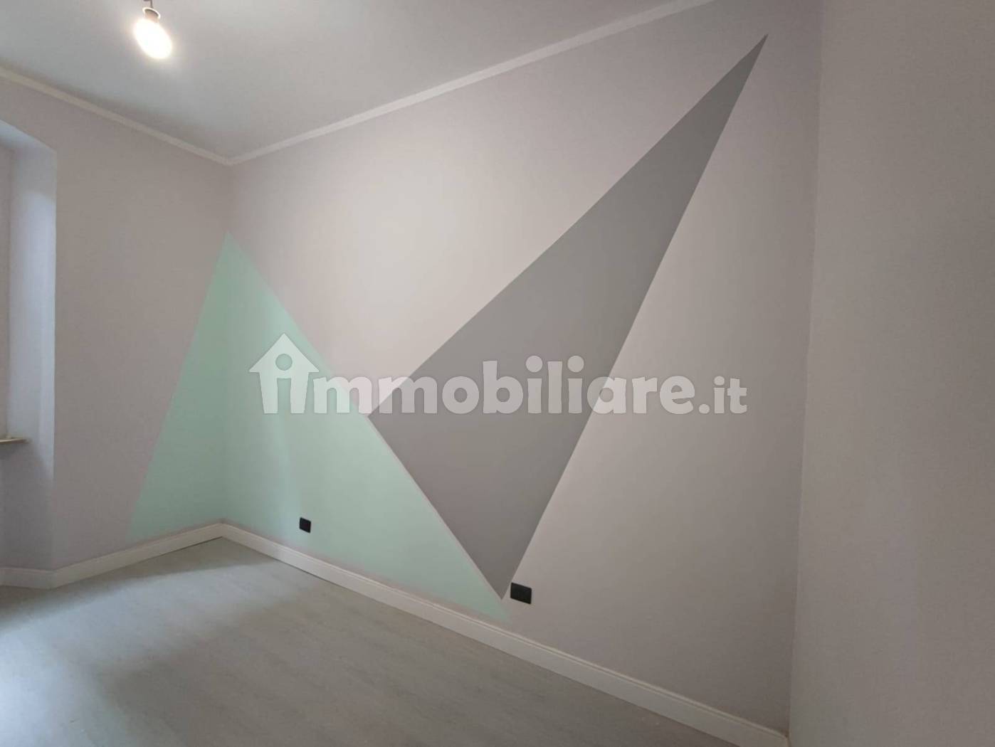 Appartamento via Mentana, Cisternone, Livorno