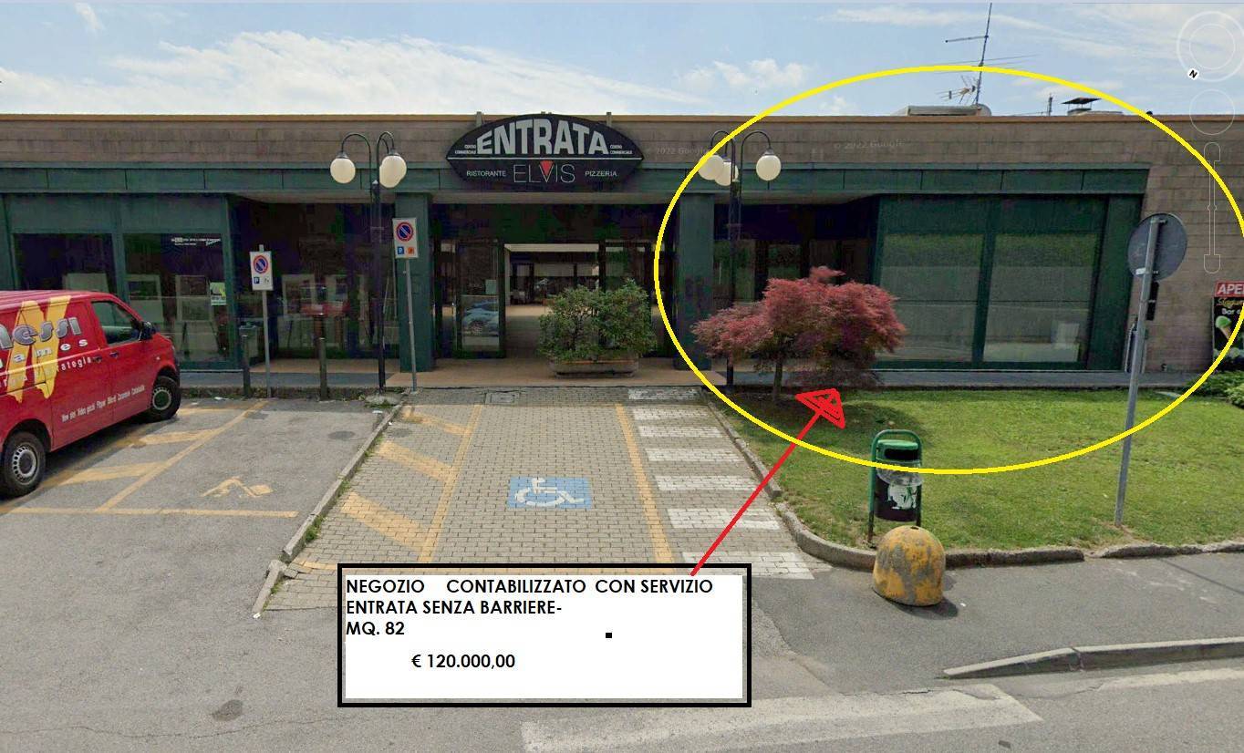 Locale commerciale in Vendita