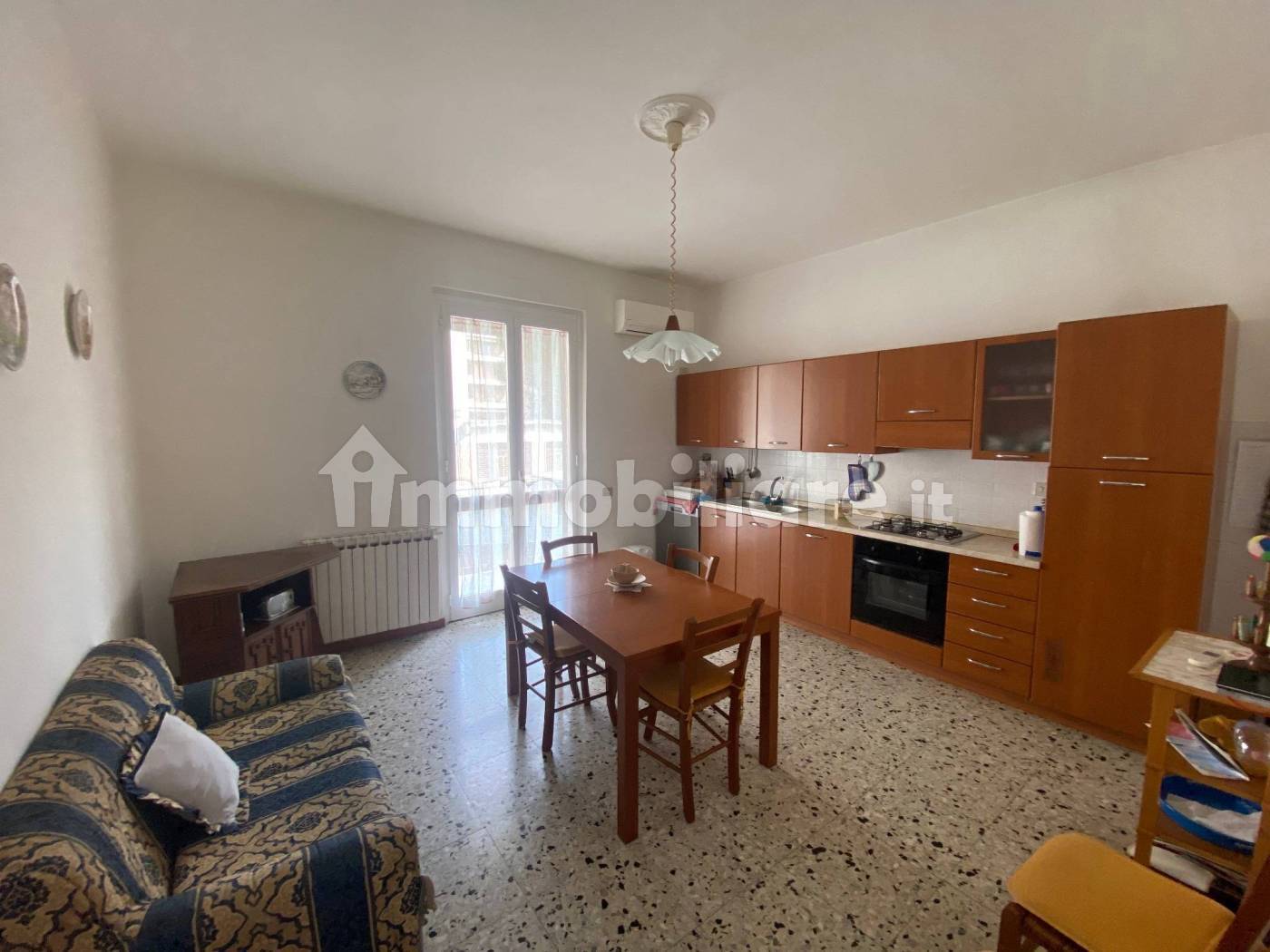 Appartamento via Emilio Boni, Zarini - Valentini, Prato