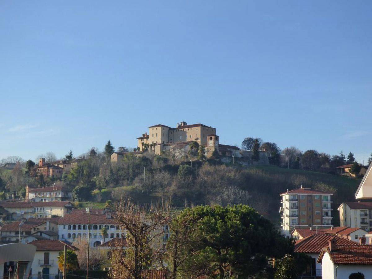 Quadrilocale via Stazione, 52, Manta