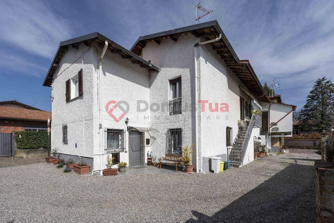 Quadrilocale via Frescobaldi 22, Centro, Tradate