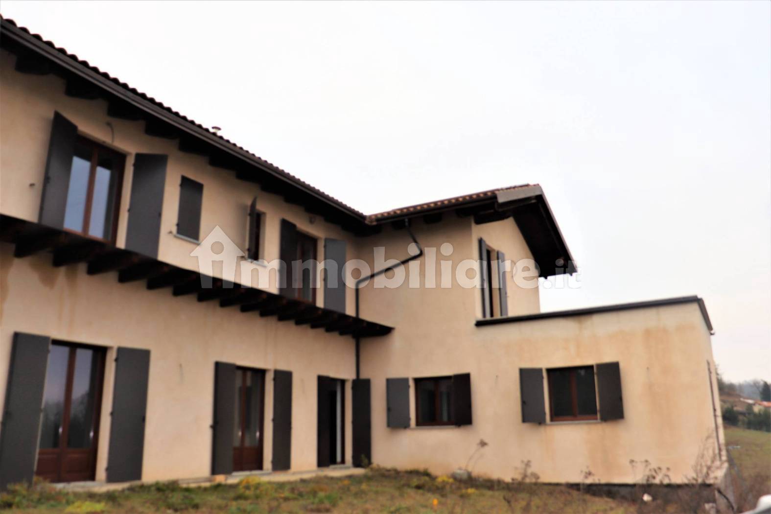 Villa bifamiliare Località Fiorenza, Niella Belbo