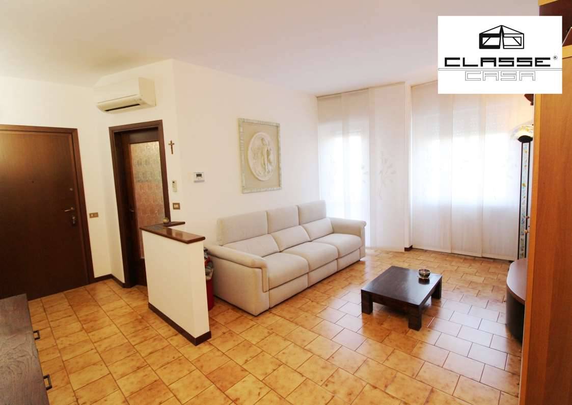 Trilocale via Vespucci, 21 A, Stezzano