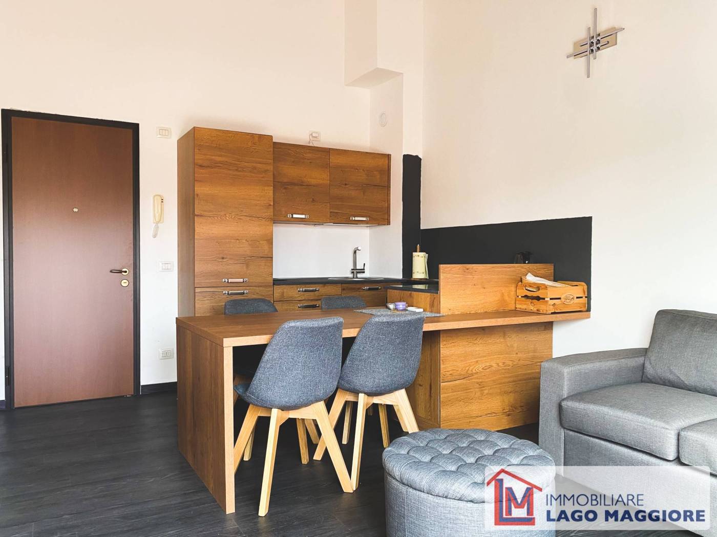 Bilocale via degli Alpini, Centro, Ispra