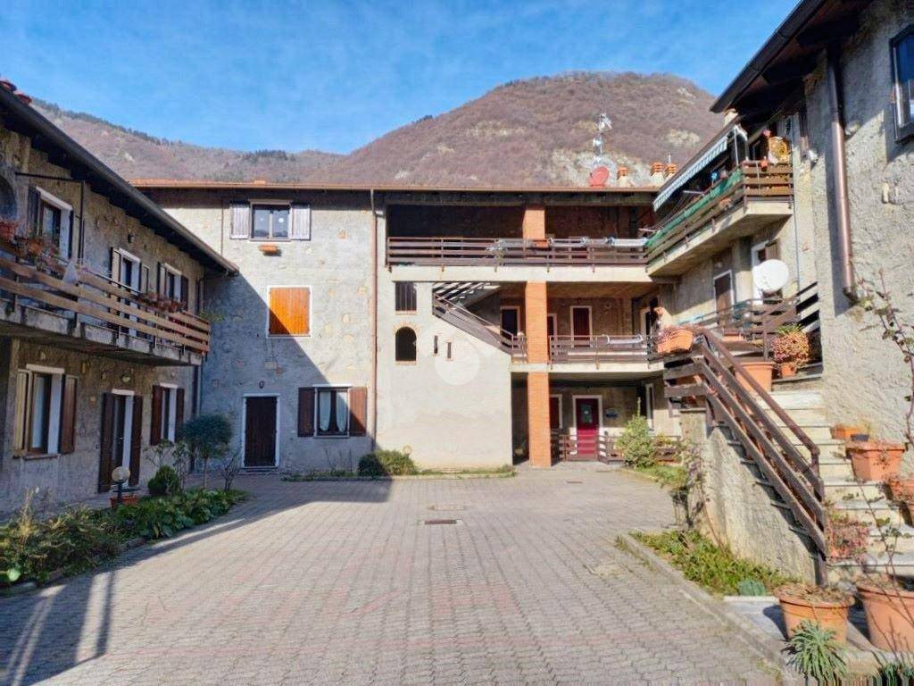 Trilocale via Ca&#x27; Nova 14, Ravella, Castelmarte