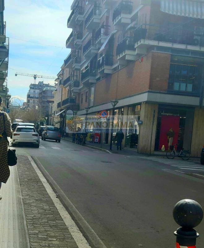 Appartamento buono stato, secondo piano, Centro, San Benedetto del Tronto