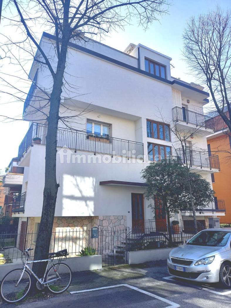 Appartamento viale Monfalcone, Porto, Pesaro