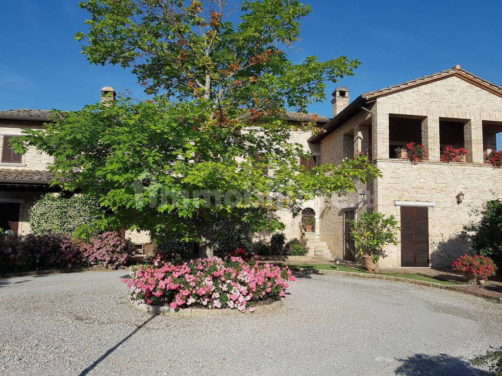 Vendita Casale in via Mario Vianello 50 Perugia. Ottimo stato, posto ...