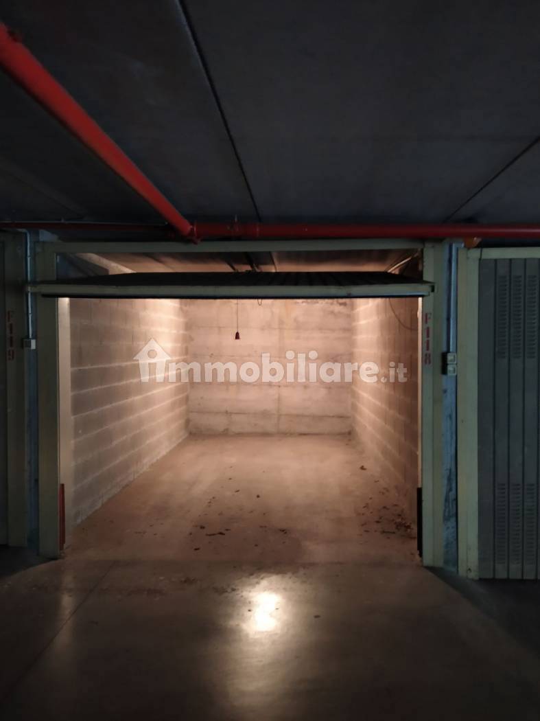 Garage - Box in Vendita