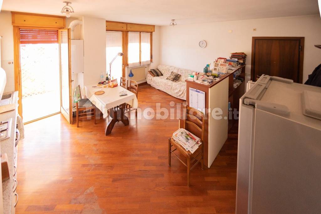 Trilocale piazza Golda Meir, Paradigna - Centro Torri, Parma