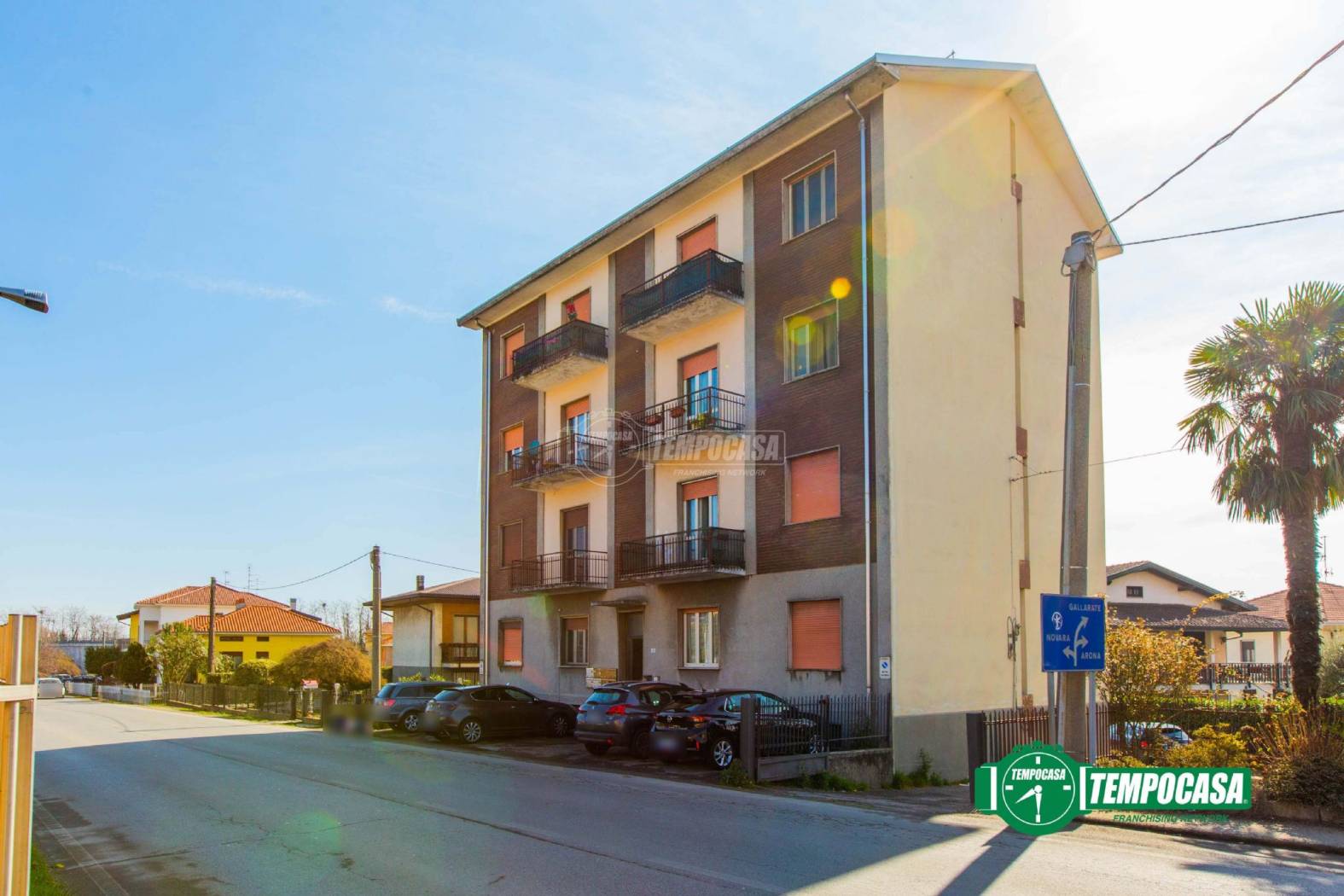 Trilocale via Gallarate 28, Centro, Oleggio