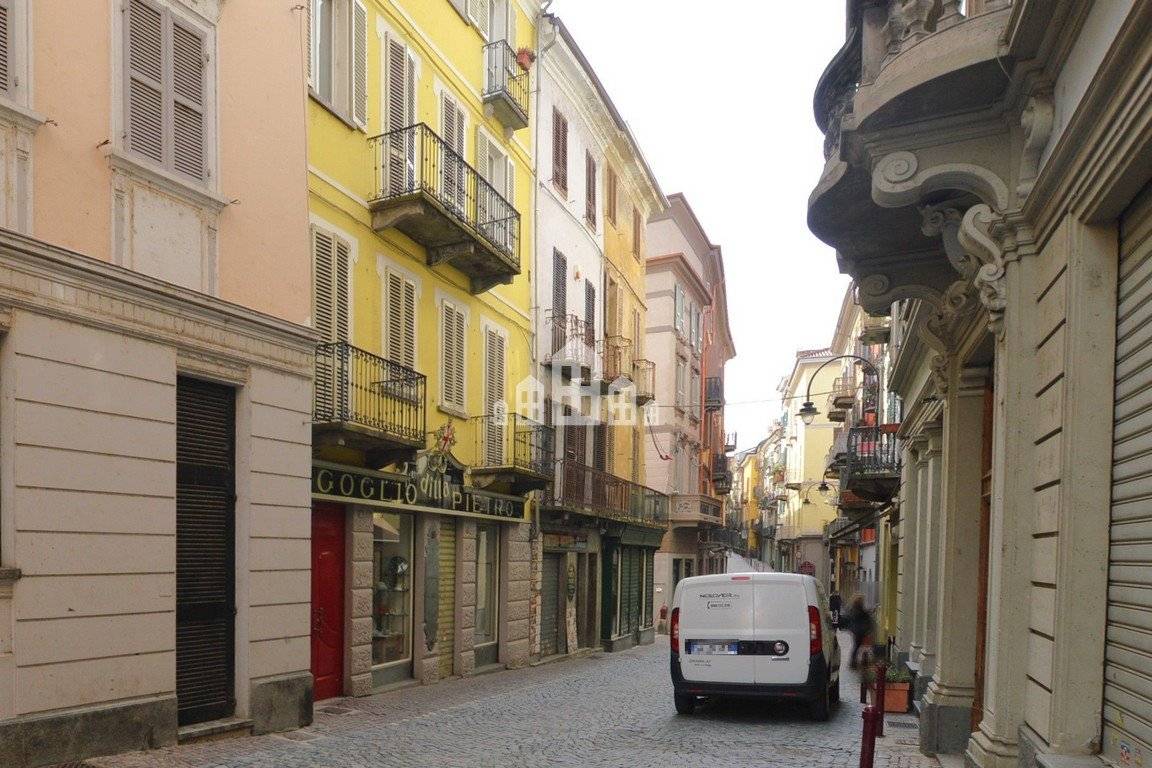 Trilocale via Arduno 9, Ivrea