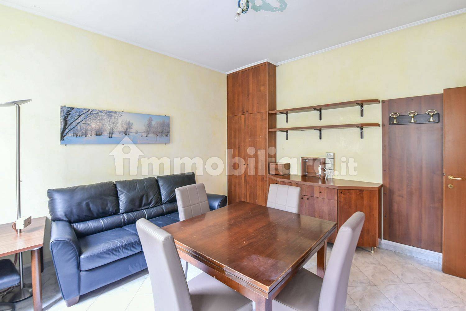 Trilocale viale delle Vittorie 15, Centro, Malnate