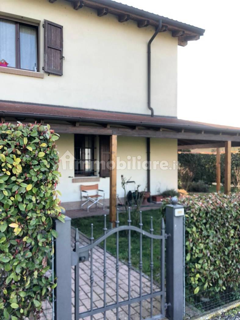 Trilocale via Pontisette, Casaglia, Ferrara