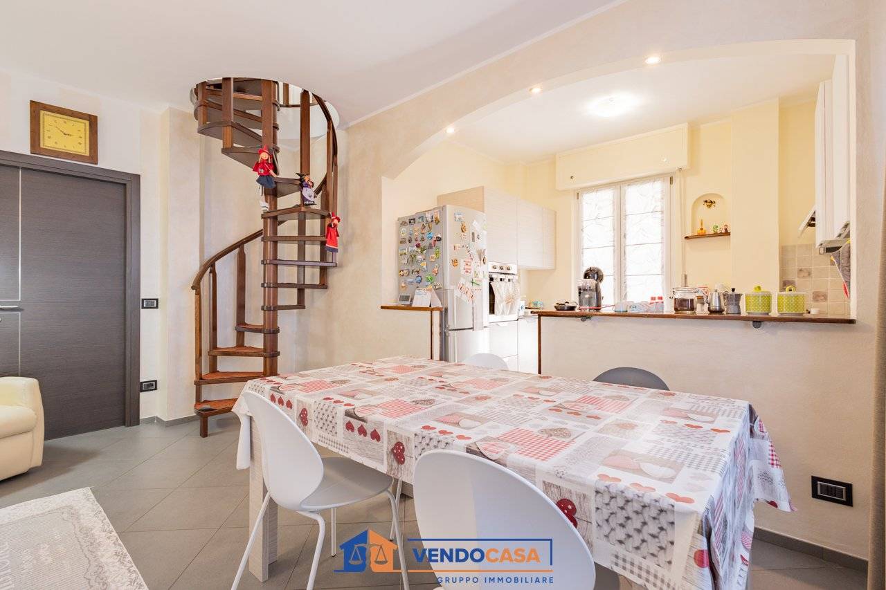 Quadrilocale via Lagnasco 2, Centro, Fossano