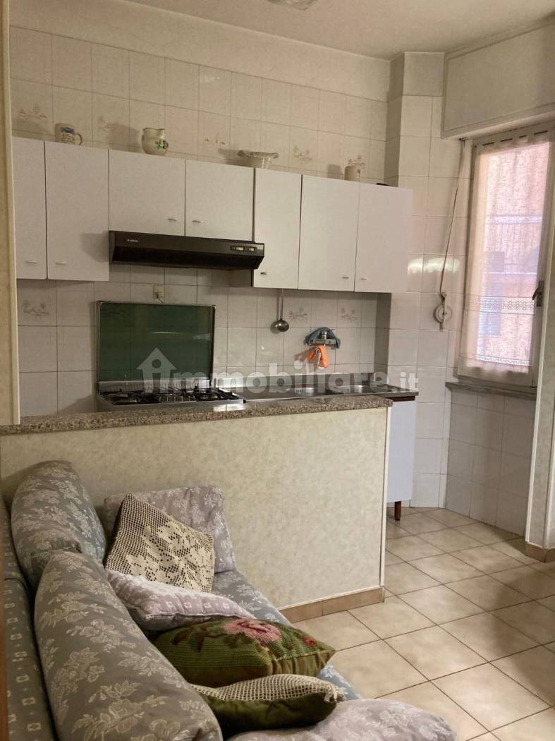 Trilocale via Europa Unita, Stadio, Asti